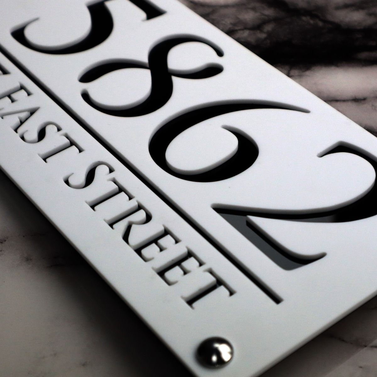 Door Sign يافطة باب , White x Matt Black Mirror , Italian Style – Usigna