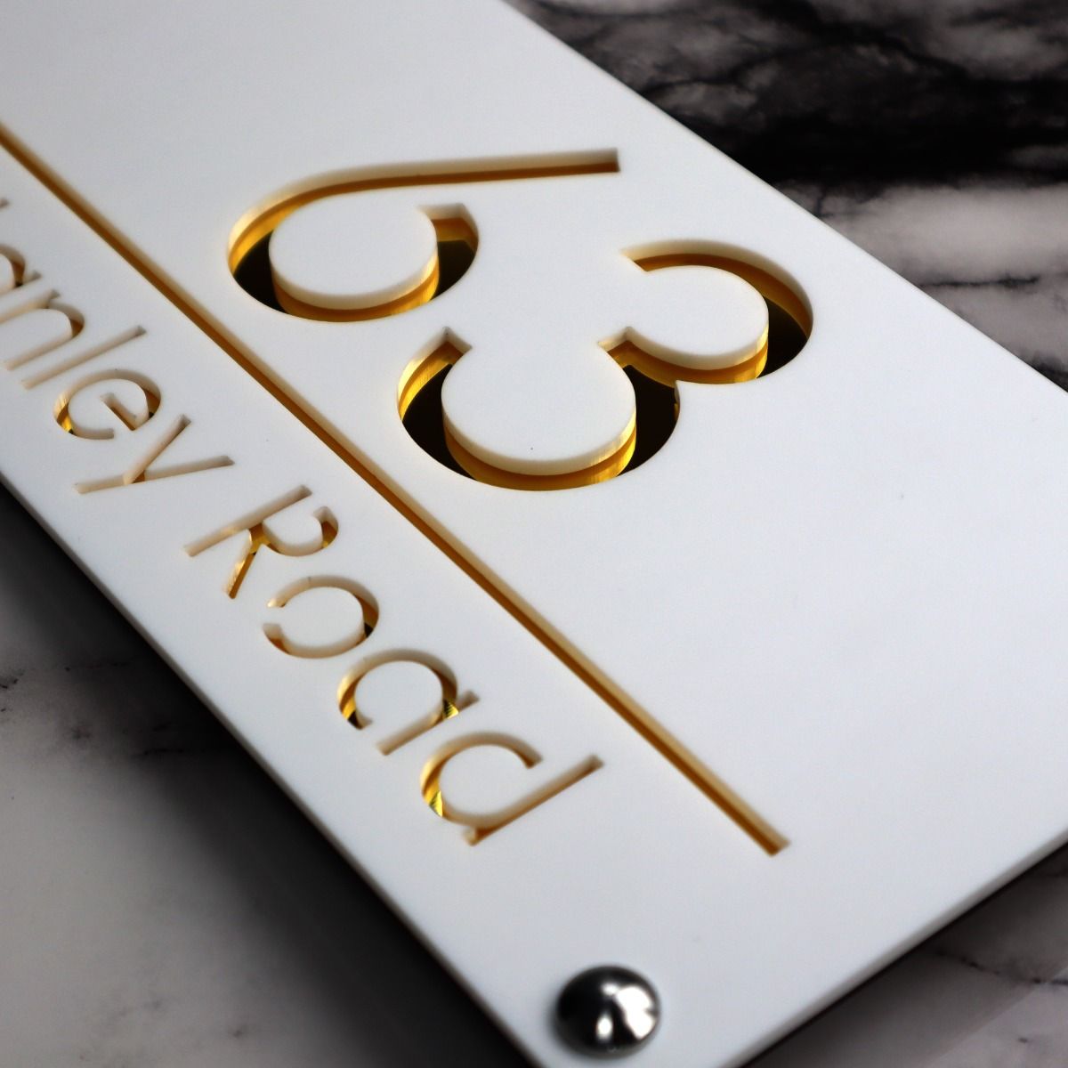 Door Sign يافطة باب , White X Gold Mirror , Italian Style – Usigna